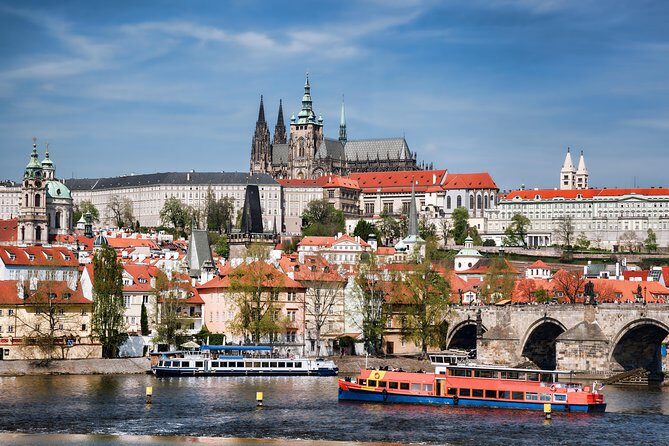 Prague: Bus Tour, Walking Tour, River Cruise and Lunch - FAQs