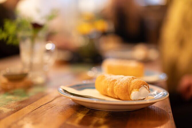 Prague by Night: Drinks & Food Tour with Eating Europe - FAQs