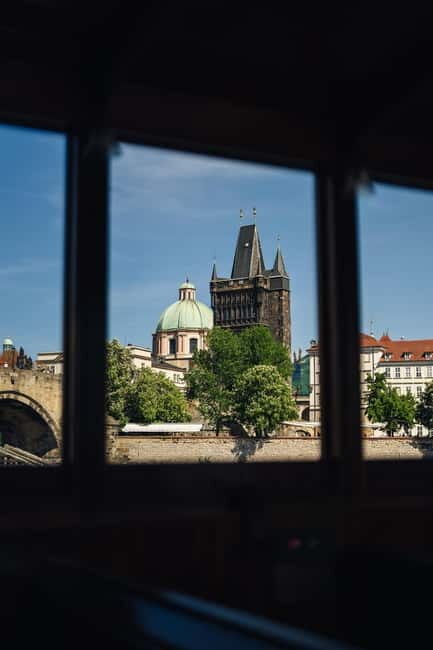 Prague: Canal Cruise Around Charles Bridge - FAQ