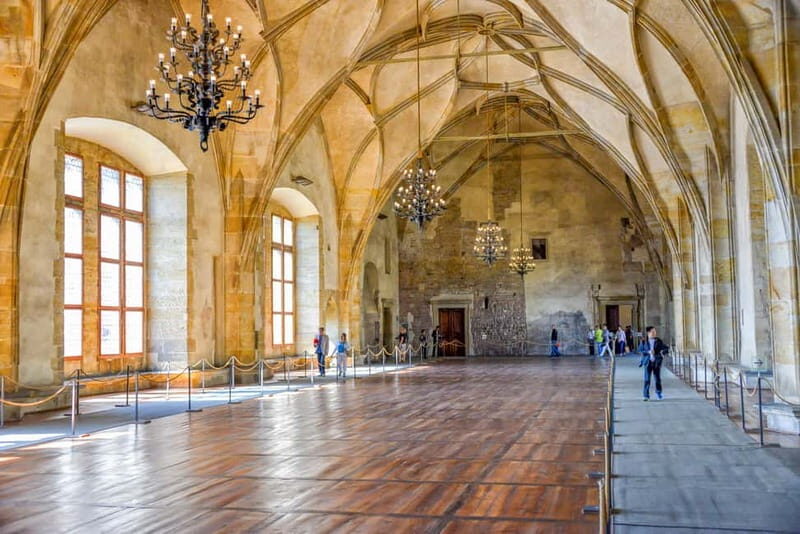 Prague Castle: 1-Hour Introduction Tour with Entry Ticket - Who Will Love This Tour?