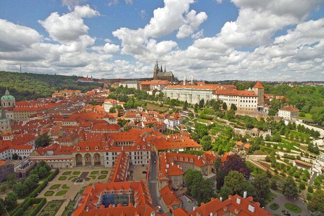 Prague Castle and Lobkowicz Palace entrance tickets - Key Points