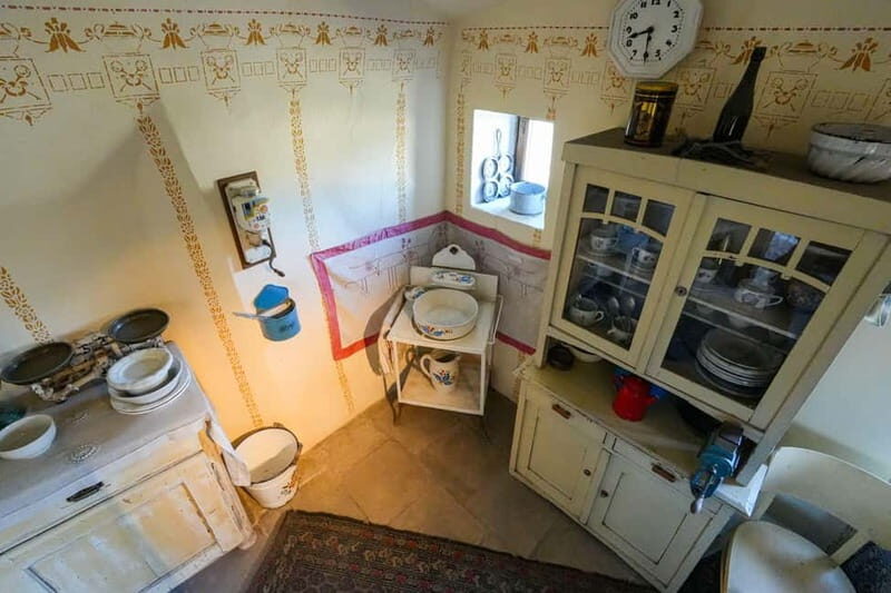 Prague Castle Interiors: Small-Group Tour with Local Guide - Key Points