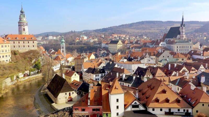 Prague: Cesky Krumlov Private Day Tour - Key Points