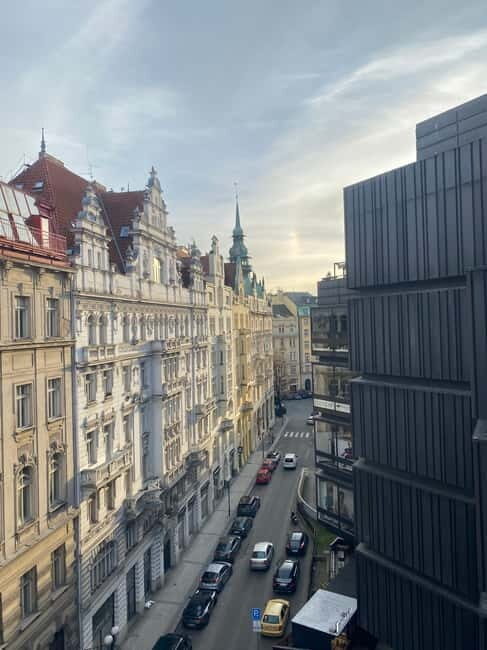Prague: Communism and Bunker Tour with 70s Canteen Lunch - Who Is This Tour Best For?