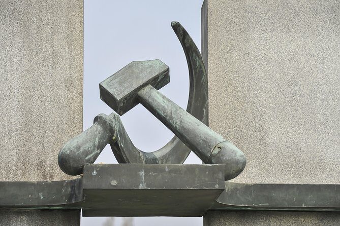 Prague Communism and World War II Walking Tour - What You Can Expect from the Tour  