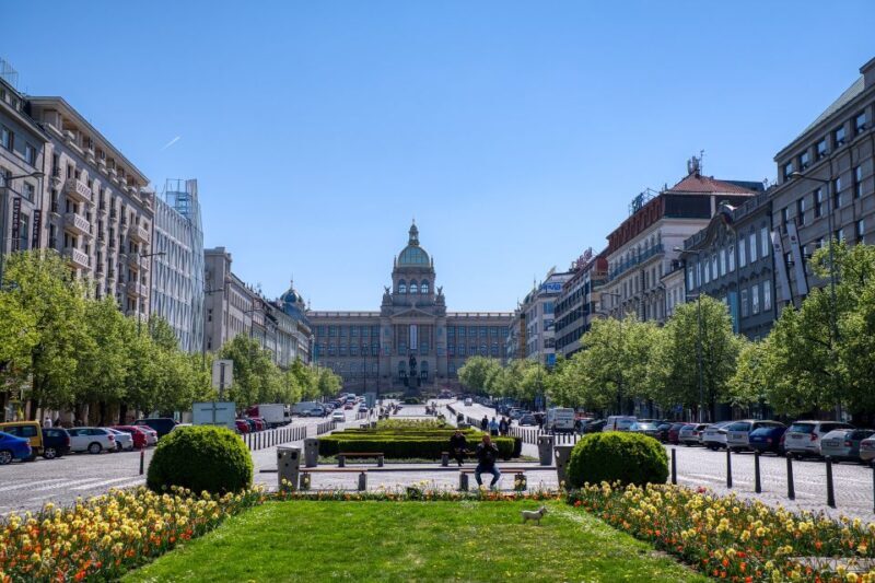 Prague Complete Tour in Spanish & Lunch, Tickets - Who Should Opt for This Tour?