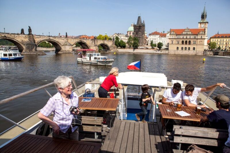 Prague Cruise: 1-Hour on the River Vltava - Key Points