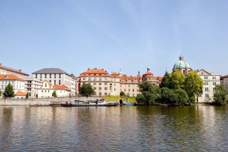 Prague Cruise: 1-Hour on the River Vltava - Value and Practical Considerations