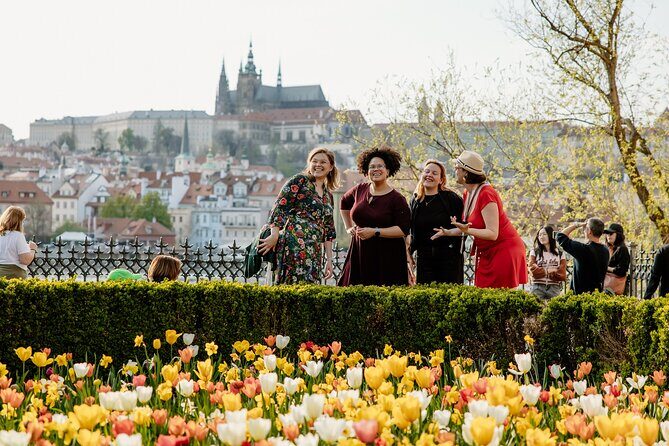 Prague Easter Markets Tour with Czech Traditions and Local Snacks - Key Points