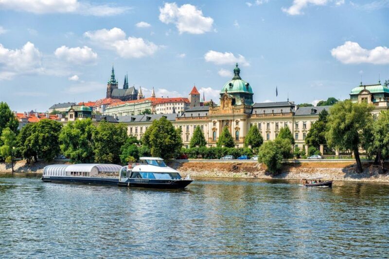 Prague: Evening Vltava River Eco Cruise with Prosecco - Key Points