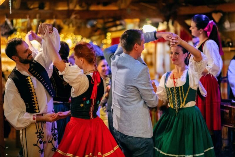 Prague: Folkloric Dinner Show with Unlimited Drinks - Who Is This Tour Perfect For?