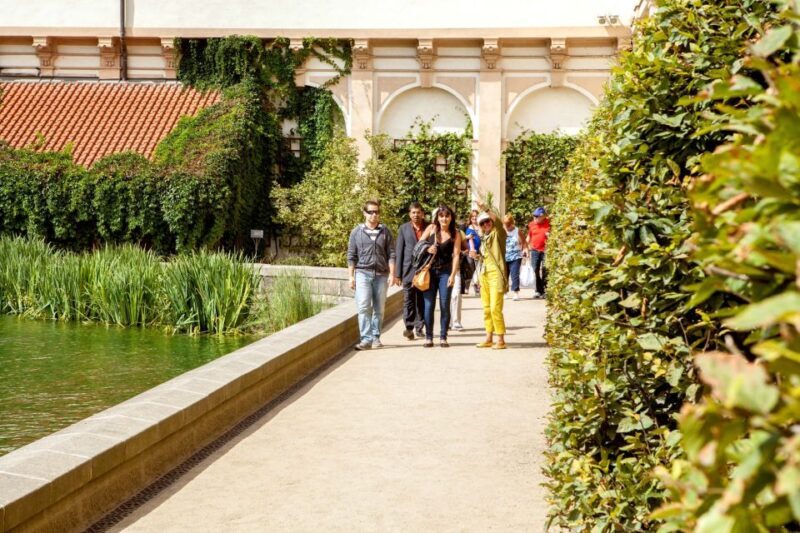 Prague: Full-Day Sightseeing Tour with Cruise and Lunch - Price and Value