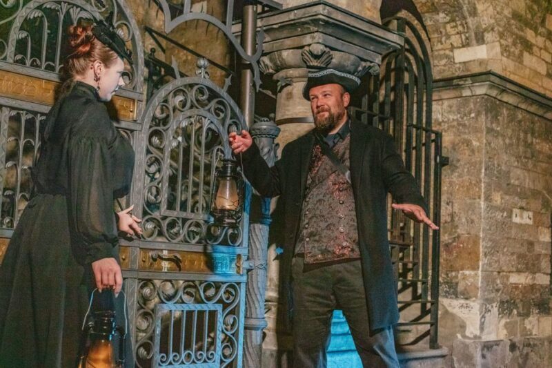 Prague: Ghosts and Legends Nighttime Guided Walking Tour - An immersive walk through Prague’s haunted past