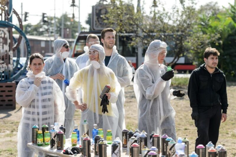 Prague Graffiti Workshop For Groups & Team-Building Groups - Creating Your Own Masterpiece