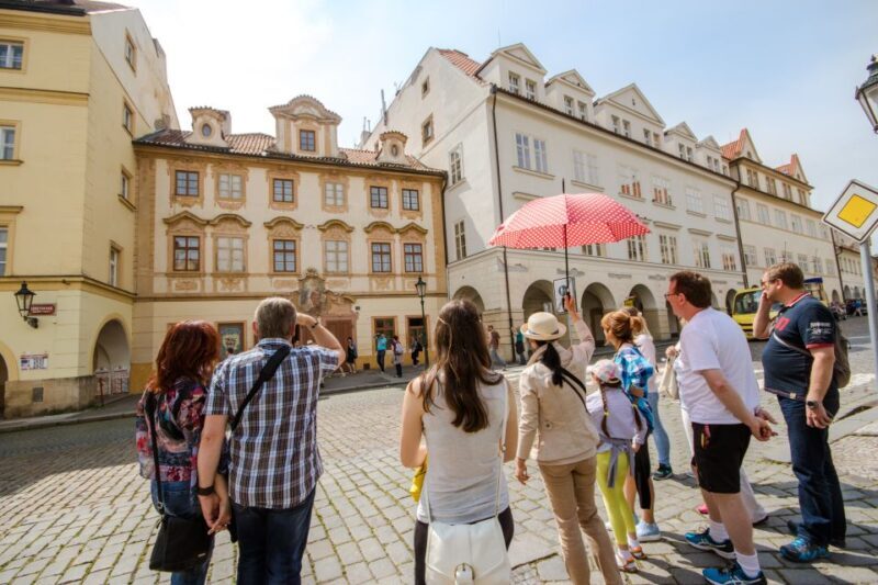 Prague: Guided Bus & Walking Tour with River Cruise & Lunch - An In-Depth Look at the Experience