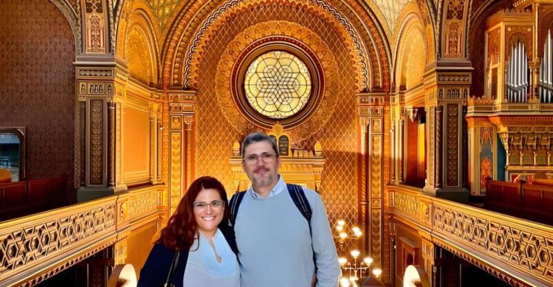 Prague: Guided Tour inside the Jewish Cemetery & Synagogues - Exploring Prague’s Jewish Quarter: What to Expect