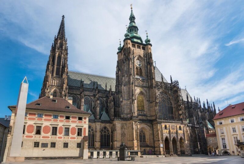 Prague Hradcany Castle, St Vitus Cathedral Tour with Tickets - Key Points