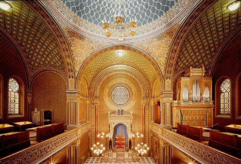 Prague: Jewish Town Walking Tour - The Practicalities: Costs, Duration, and Tips