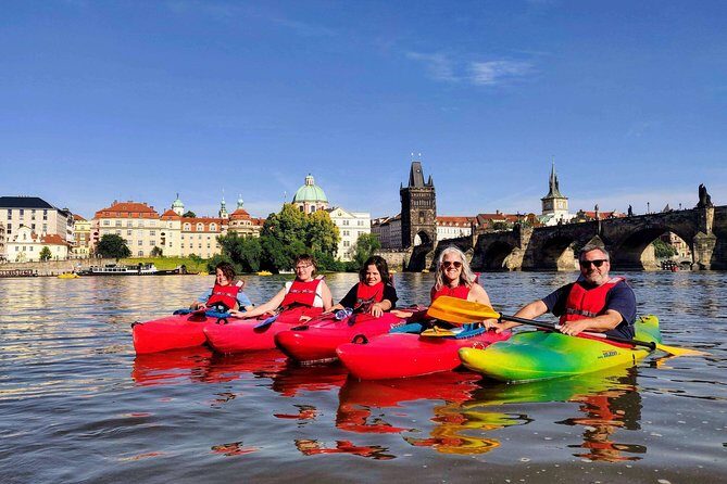 Prague Kayak Tour in City Center - 2 hours - Key Points