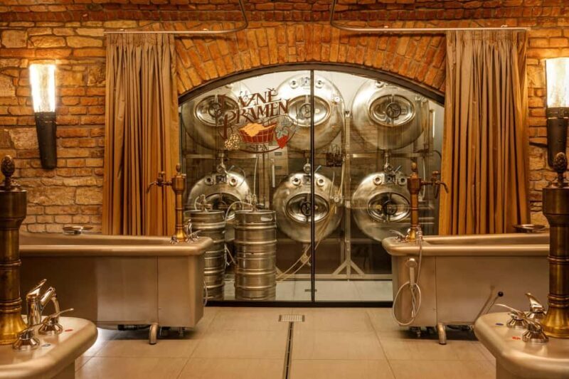 Prague: Lázn Pramen. Wine, Beer bath and Wellness SPA - Introduction and First Impressions