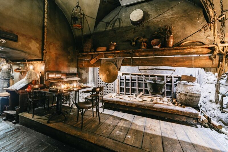 Prague: Medieval Dinner with Unlimited Drinks - Final Thoughts: Who Should Consider This Tour?