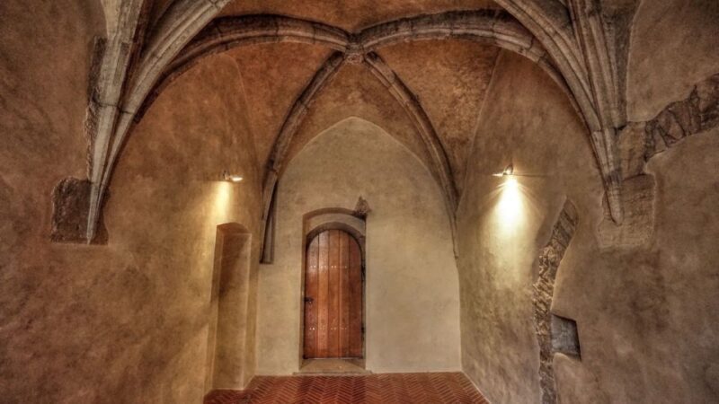 Prague: Medieval Underground Guided Tour - Key Points