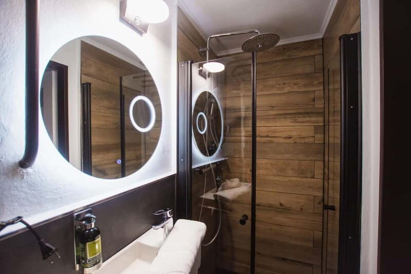 Prague: Modern Private Spa with Jacuzzi and/or Sauna - FAQ