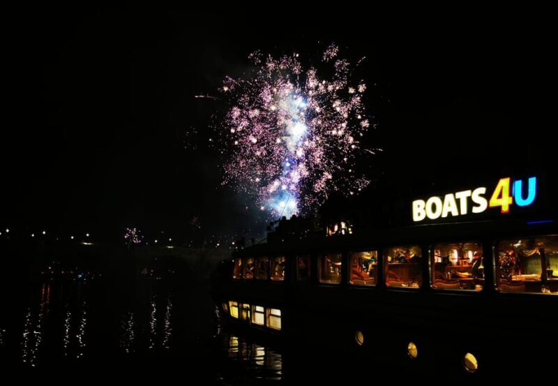 Prague: New Year's Eve Cruise through Midnight - The Organizational Side: Pros and Cons