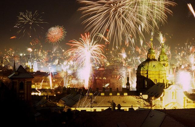 Prague: New Year's Eve Pub Crawl & Karlovy Lazne Club Entry - FAQ