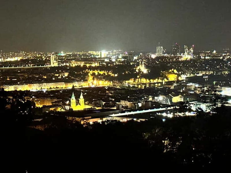 Prague: Night Walk through Prague Castle with City Views - FAQ  