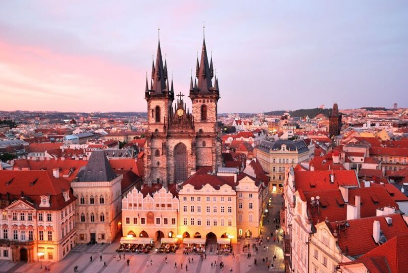 Prague: Old Town and Jewish Quarter Tour - A Deep Dive into the Prague Old Town and Jewish Quarter Tour