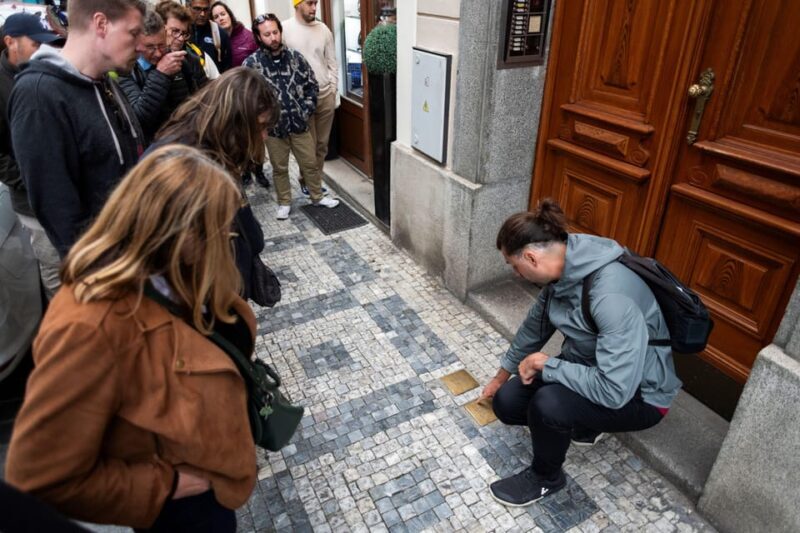 Prague: Old Town, Jewish Quarter & Astro Clock Walking Tour - Price and Value