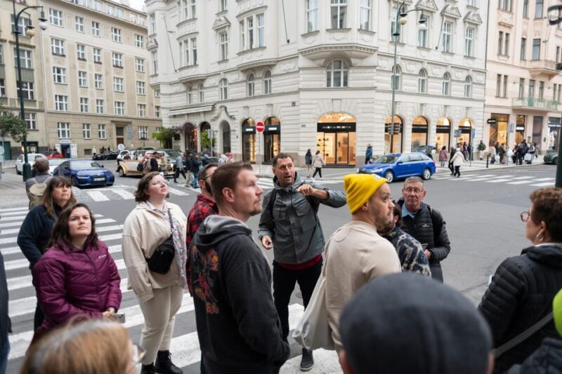 Prague: Old Town, Jewish Quarter & Astro Clock Walking Tour - Who Is This Tour Best For?