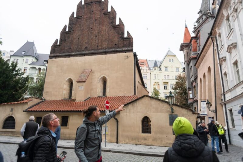 Prague: Old Town, Jewish Quarter & Astro Clock Walking Tour - FAQ