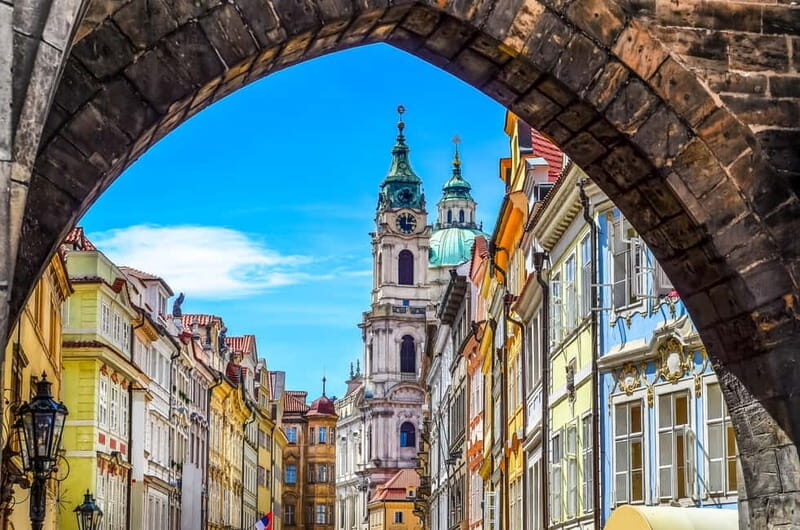 Prague: Old Town, Prague Castle & River Cruise Day Tour - Key Points