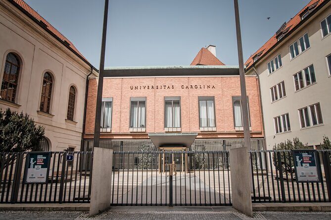 Prague Old Town, River Cruise and Prague Castle Sightseeing Tour Including Lunch - Why Youll Love This Tour