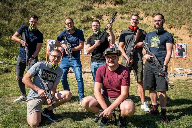 Prague: Outdoor shooting experience 3 to 10 guns + BUS Transfer - Who Will Love This Tour?