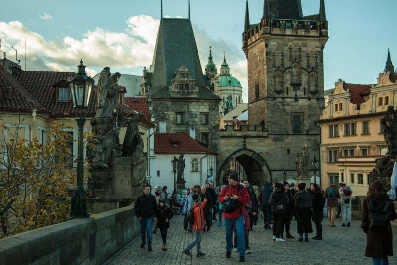 Prague: Prague Castle Walking Tour with Golden Lane in German - Why Travelers Love This Tour