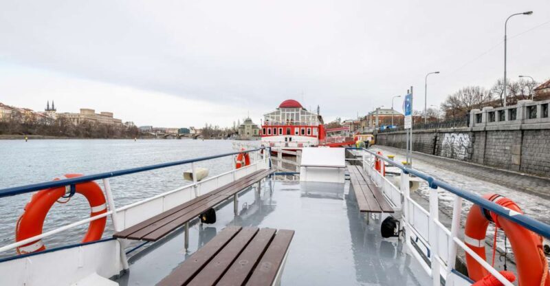 Prague: Private Beer Boat Cruise with Unlimited Beer - Drinking, Entertainment, and Extras
