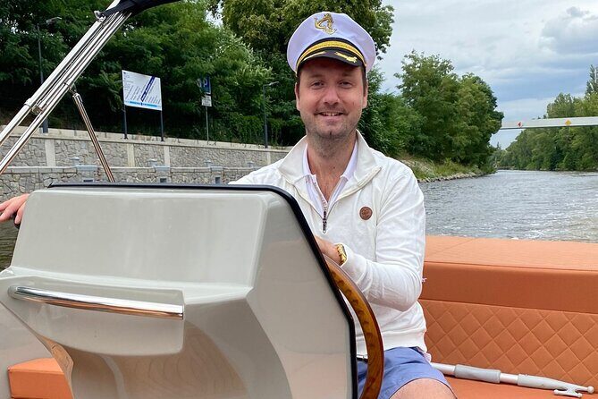 Prague Private Boat Tour - 2 Hours - Who This Tour Is Perfect For  