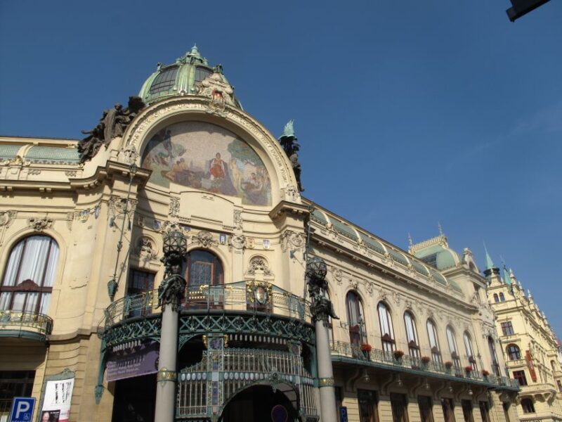 Prague: Private Cubism & Art Nouveau Walking Tour - A Closer Look at the Tour Experience