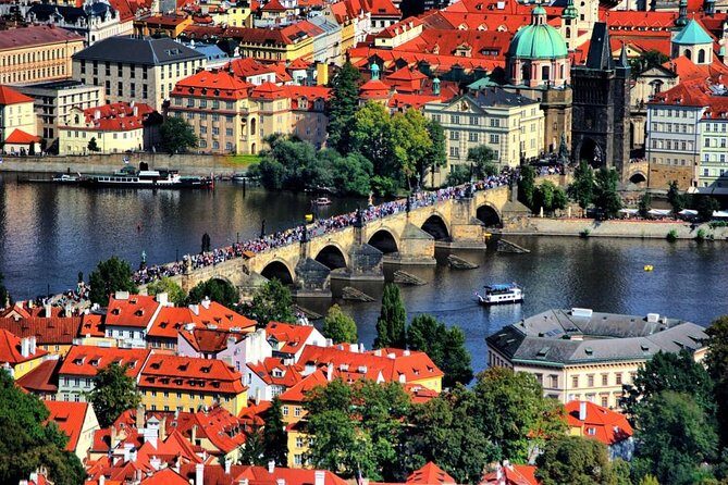 Prague Private Custom Full-Day Tour: Prague Castle and Old Town - FAQ