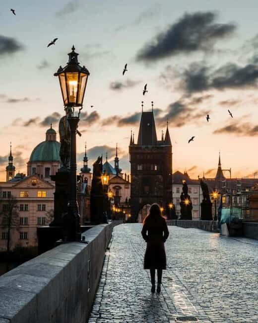 Prague: Private Professional Photoshoot with Edited Photos - FAQs