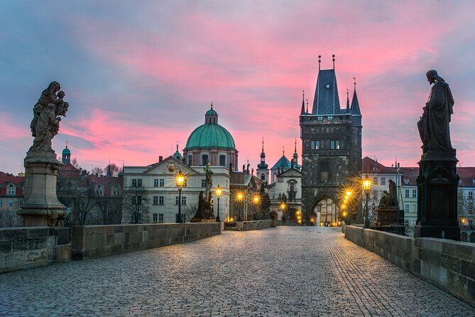 Prague Scavenger Hunt and Highlights Self Guided Audio Tour - Key Points