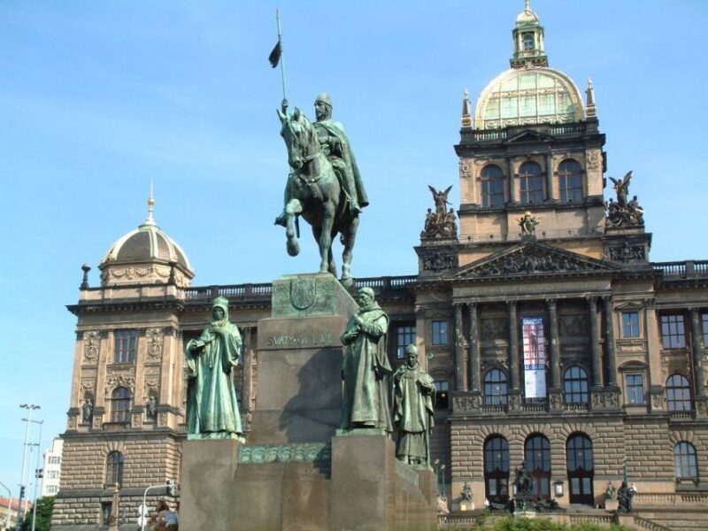 Prague Sightseeing Tour with Lunch - A Detailed Breakdown of the Prague Sightseeing Tour with Lunch