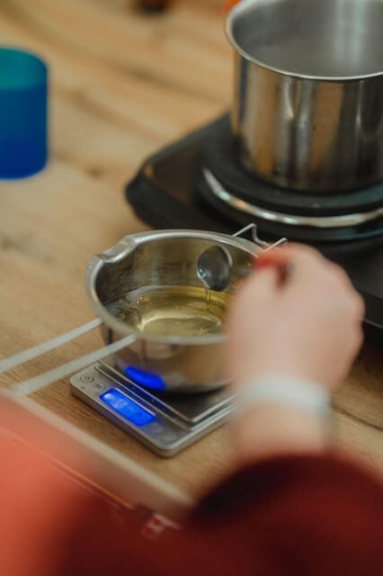 Prague: Soy Candle-Making Workshop - Who Should Book This Experience?