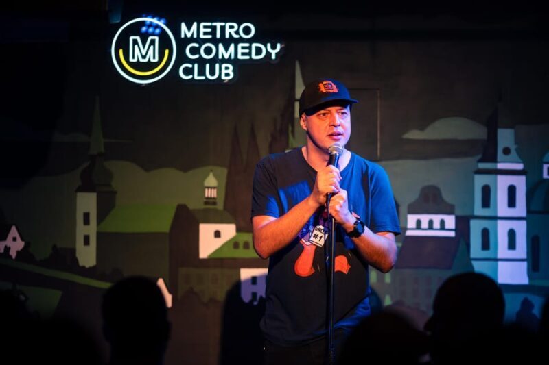 Prague: Tuesday Stand-Up Comedy in English - Who Should Consider This Experience?