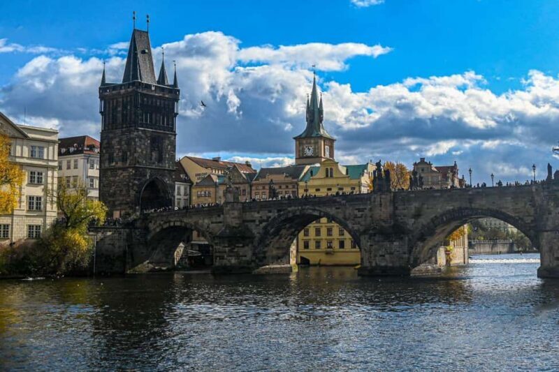 Prague: Vltava River Cruise in Jazz Style and Commentary - Comparing with Similar Experiences