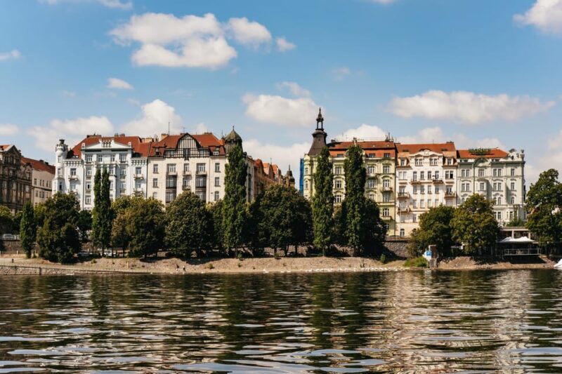 Prague: Vltava River Guided Canoeing Tour - Authenticity and Local Insight