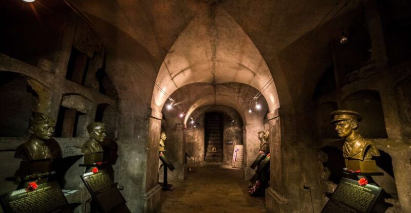 Prague: World War 2 and Operation Anthropoid Walking Tour - Key Points